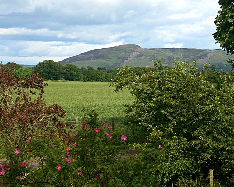 Best Time to Visit Scotland. Could it be June?